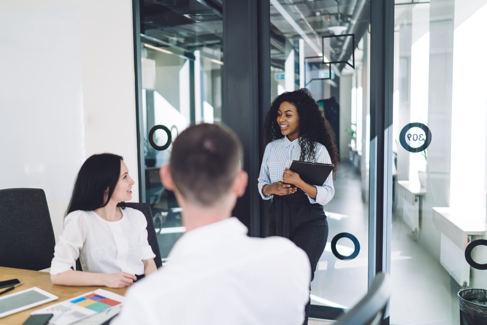 How to build an employee centric culture [8 Essential Steps]